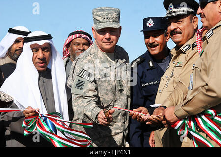 U.S. Army Lt. Gen. William B. Garrett IIII Stock Photo - Alamy