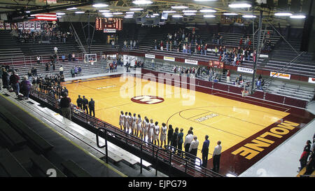 Moline, Iowa, USA. 25th Jan, 2011. What makes Wharton Field House set ...
