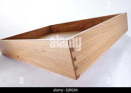 Dovetail joint on the corner of an oak drawer Stock Photo - Alamy