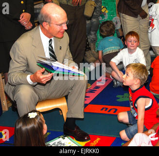 Secretary of the Army, Pete Geren presented awards of excellence in ...