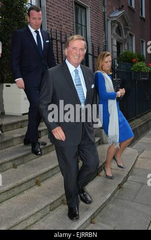 Terry Wogan's niece Paula Wogan and her wedding party, including father ...
