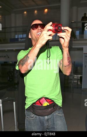 Jackass' stunt performer Steve-O departs from Los Angeles International ...