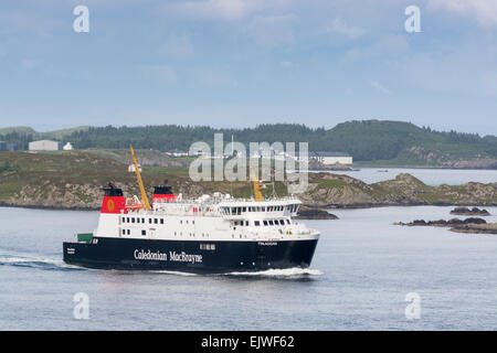 MV Finlaggan, a Caledonian MacBrayne island ferry at Port Askaig on the ...