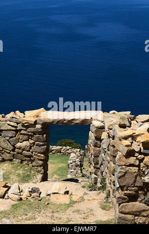 Chinkana archeological site of Tiwanaku (Tiahuanaco) origin on Isla del ...