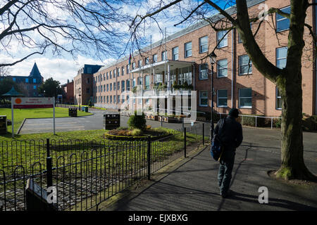 Local Government in the UK: Wrexham Guildhall Town Hall , north Wales ...