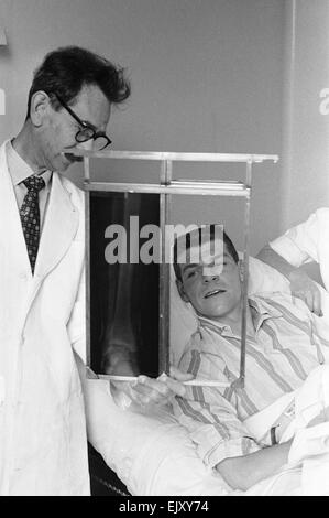 Norman Deeley, Wolverhampton Wanderers Stock Photo - Alamy