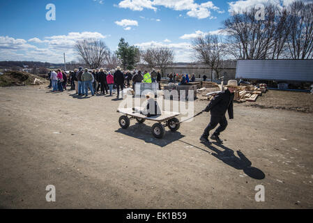 Lancaster, Pennsylvania, USA. 03rd Apr, 2015. Amish Mud Sale, held ...