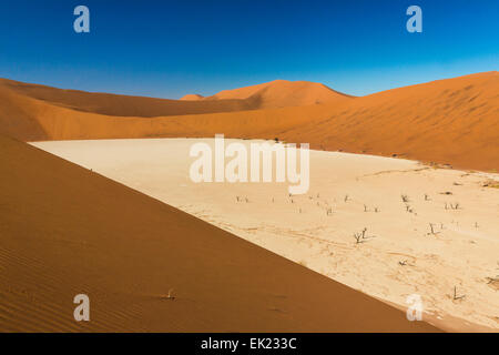 Dead Vlei dry marsh near Sossusvlei in Namib-Naukluft National Park ...