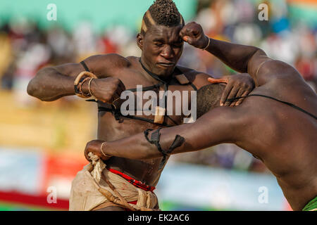 Dakar, Senegal. 5th Apr, 2015. Balla Gaye 2 (L) competes with Eumeu ...