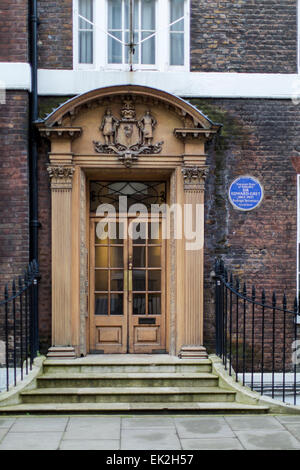 Queen Anne's Gate architectural detail close-up close up of 18th ...