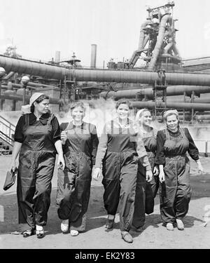 The Magnitogorsk factory Stock Photo: 23070754 - Alamy