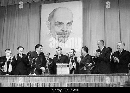 Romanian communist leader, Nicolae Ceausescu, on a hunting trip in ...