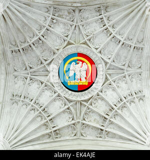 Yorkist badge of the Falcon and Fetterlock Stock Photo - Alamy