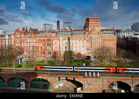Main UMIST building on Sackville Street by Spalding and Cross 1895 to ...