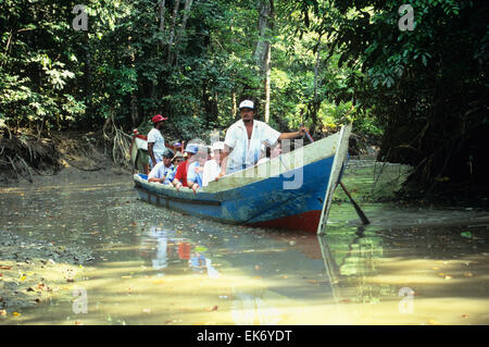 PANAMA, DARIEN JUNGLE, CHOCO INDIAN VILLAGE, CHOCO INDIAN CHILDREN ...