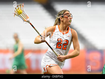 Overtime. 7th Apr, 2015. Syracuse Orange goalie Kelsey Richardson (15 ...