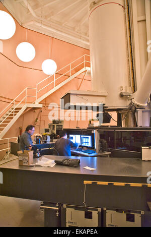 Dunn Solar Telescope at the National Solar Observatory at Sacramento ...