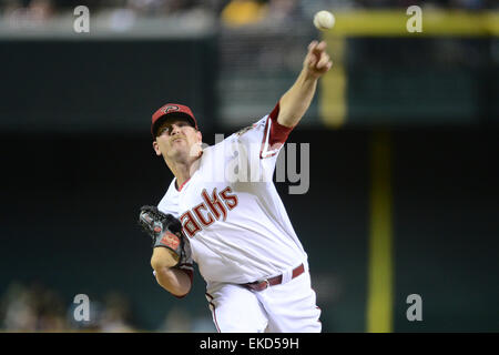 Arizona Diamondbacks relief pitcher Andrew Saalfrank throws against the ...