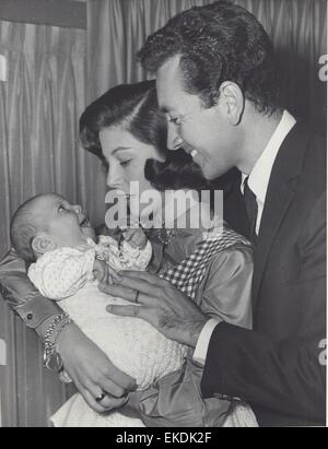 Vic Damone with wife Pier Angeli and son Perry, 1956 Stock Photo - Alamy