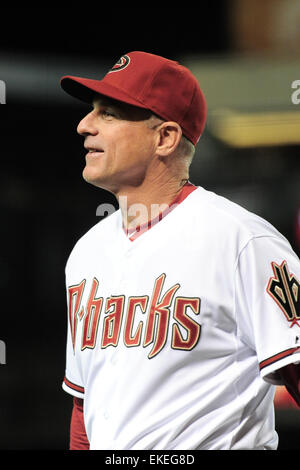 Arizona Diamondbacks manager Chip Hale walks in the dugout before a ...
