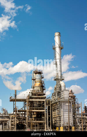 Details of an oil refinery Stock Photo - Alamy