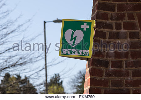 A sign indicating a heart defibrillator Stock Photo: 24584144 - Alamy