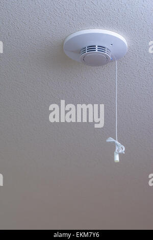 smoke alarm fire alarm alarm safety precaution emergency home house ...