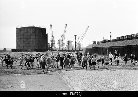 A group of children from Garston, Liverpool enjoy a day out at Sefton ...