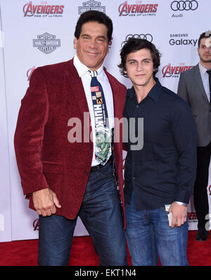 Lou Ferrigno arrives at the world premiere of "Thor: Ragnarok" at the ...