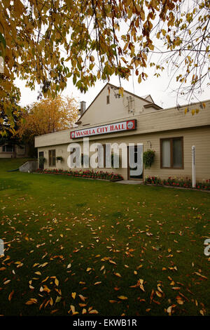 Wasilla City Hall, Wasilla, Alaska, USA Stock Photo: 19365317 - Alamy