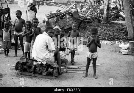 villagers Makeni Sierra Leone 1993 Stock Photo - Alamy