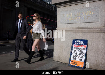 LONDON, UK - APRIL 14TH 2015: A Welcome to Lambeth sign on a pedestrian ...