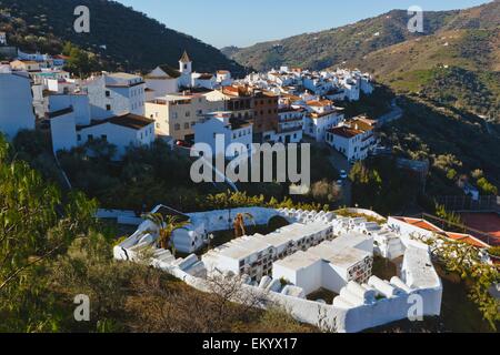 Sayalonga, Malaga province, Andalusia, Spain - The white mountain ...