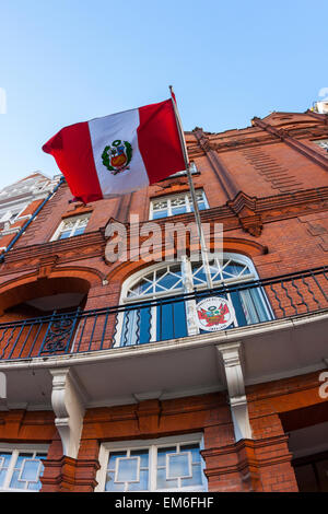 Peruvian Embassy, Sloane Street, London Stock Photo - Alamy