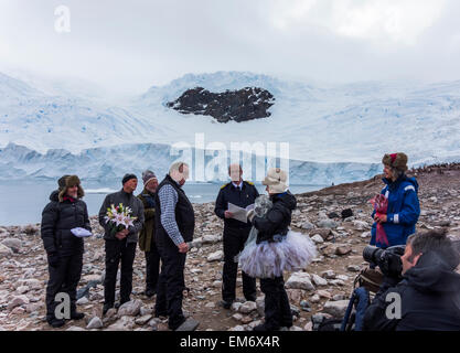 Kevin Raber marries his fiancee Debbie, Neko Harbour, Antarctica Stock ...