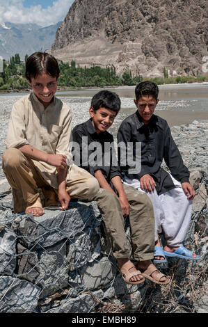 Skardu mosque, Pakistan Stock Photo - Alamy