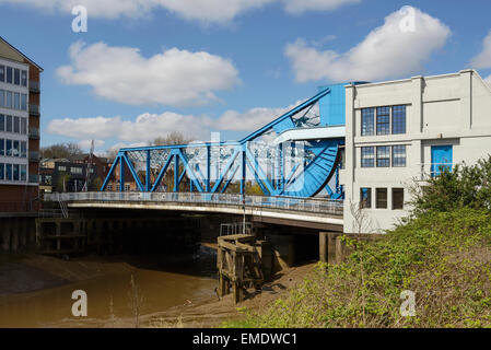 The North Bridge over the River Hull in Kingston upon Hull city centre ...