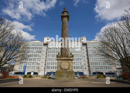 The Wilberforce Monument infront of Hull College Kingston upon Hull UK ...