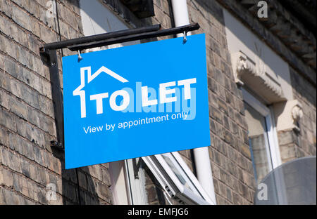 estate agent to let board outside residential property Stock Photo ...
