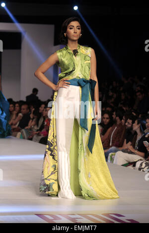 Lahore, Pakistan. 21st Apr, 2015. The models presented the creation of ...