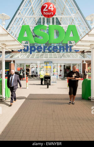 Asda supermarket, Gillingham Dorset UK Stock Photo - Alamy