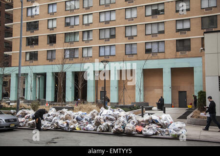 Garbage on street, New York City, USA Stock Photo - Alamy