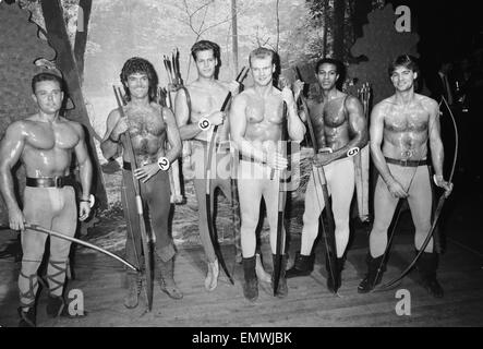 Participants in the Daily Mirror Muscle Man Contest at London nightclub ...
