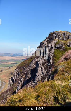 Mach Loop cad-east mid wales Machynlleth mountains landscape low flying ...