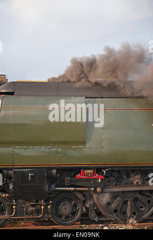 original steam train battle of britain class 34087 145 squadron ...