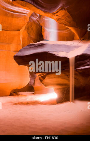 Sun beam in Antelope canyon, Arizona Stock Photo - Alamy