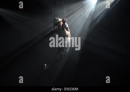 Duesseldorf, Germany. 23rd Apr, 2015. 17-year old contortion artist ...