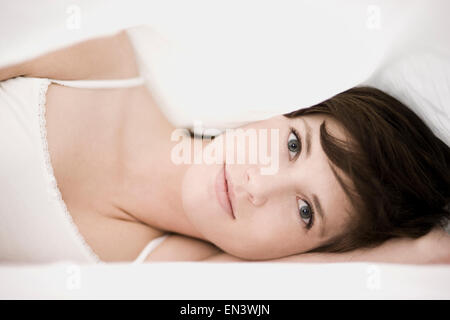 woman lying on her side Stock Photo - Alamy