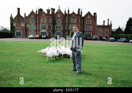 Turkey Farmer Bernard Matthews, founder of Bernard Matthews Farms ...