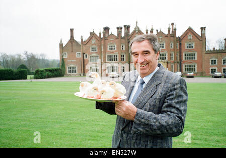 Turkey Farmer Bernard Matthews, founder of Bernard Matthews Farms ...